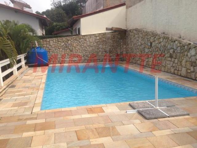 Casa terrea de 890m² com 5 quartos
