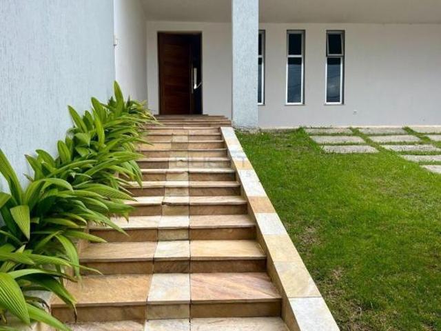Casa Térrea de 04 dormitórios, sendo 02 suítes, à venda no Alto Ipiranga, Mogi das Cruzes SP