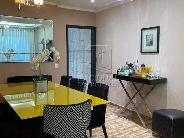 Casa térrea de 112m² à venda no Jardim Utinga