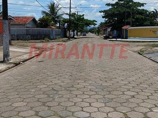 Casa terrea de 138m² com 3 quartos