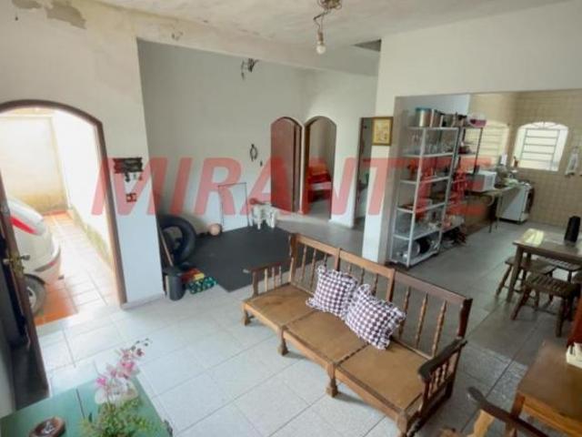 Casa terrea de 140m² com 5 quartos