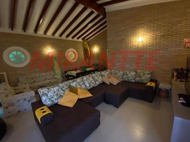 Casa terrea de 160m² com 4 quartos