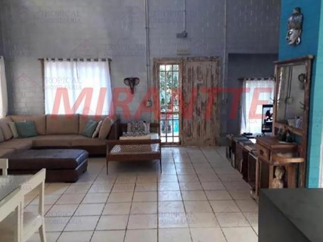 Casa terrea de 170m² com 4 quartos