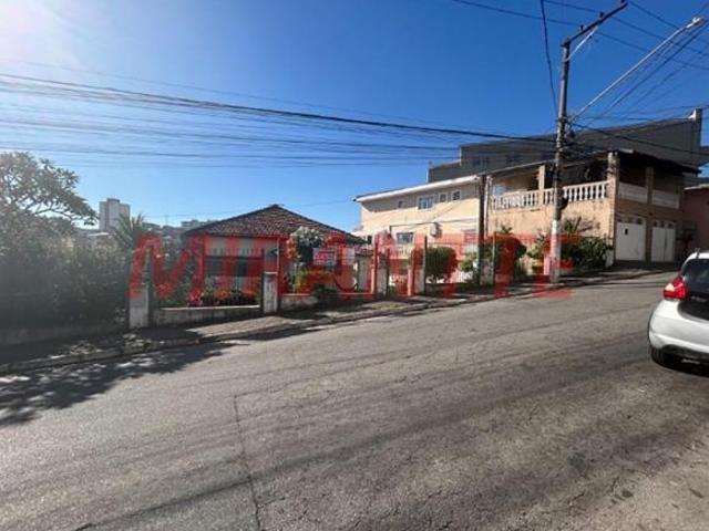 Casa terrea de 170m² com 2 quartos