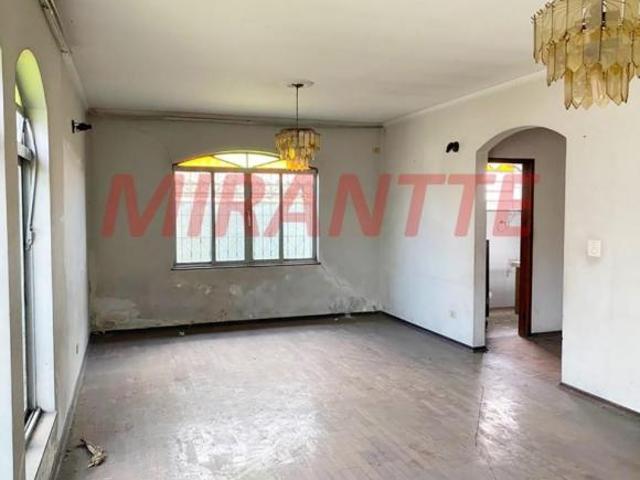 Casa terrea de 180m² com 2 quartos