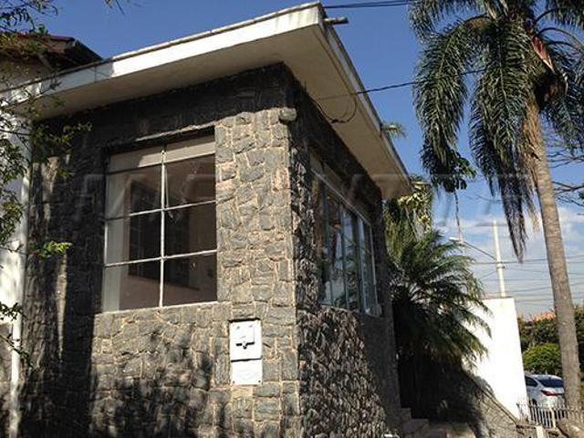 Casa terrea de 200m² com 4 quartos