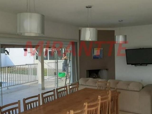 Casa terrea de 200m² com 3 quartos