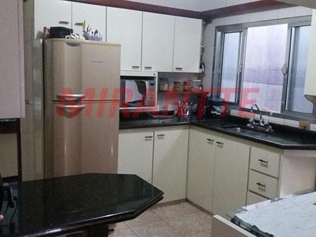 Casa terrea de 200m² com 3 quartos
