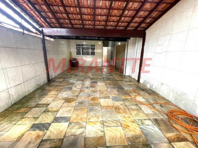 Casa terrea de 200m² com 3 quartos