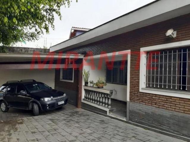 Casa terrea de 200m² com 3 quartos