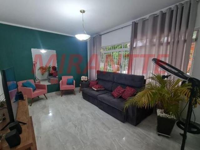 Casa terrea de 200m² com 3 quartos