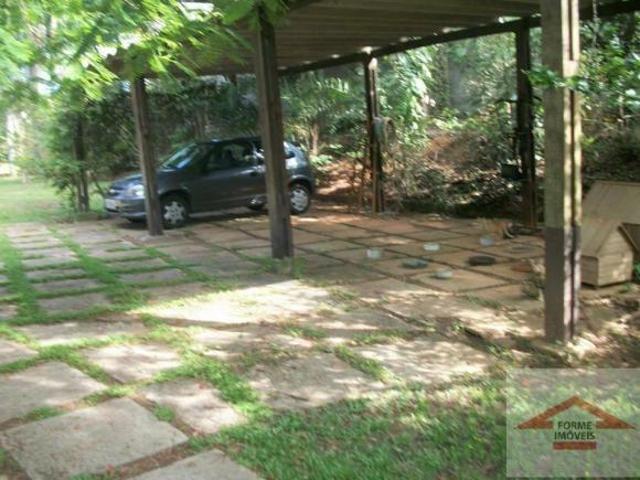 Casa térrea de 220 m² com 3 quartos sendo 1 suíte à venda por R$ 3.350.000,00 no Condomínio Chácara