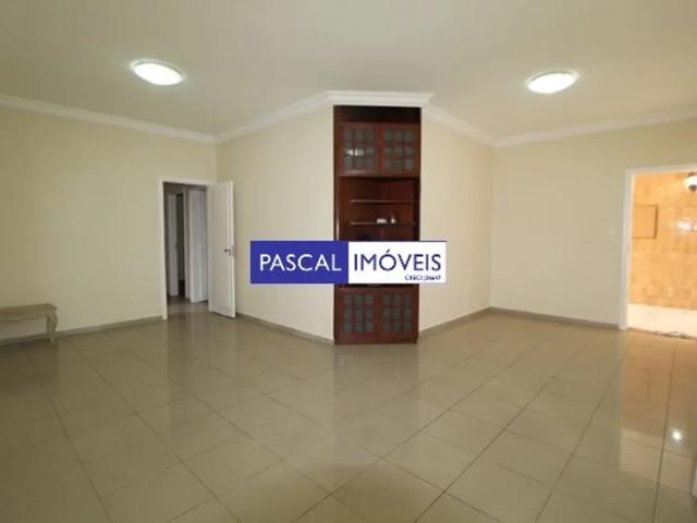 Casa Térrea de 230m² Campo Belo