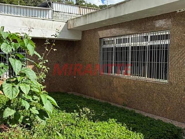 Casa terrea de 235m² com 3 quartos