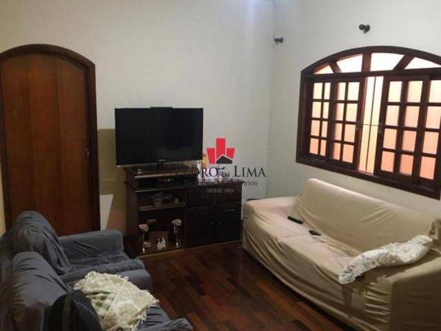 Casa Térrea de 240 m, ² 4 dormitórios 2 vagas na Mooca