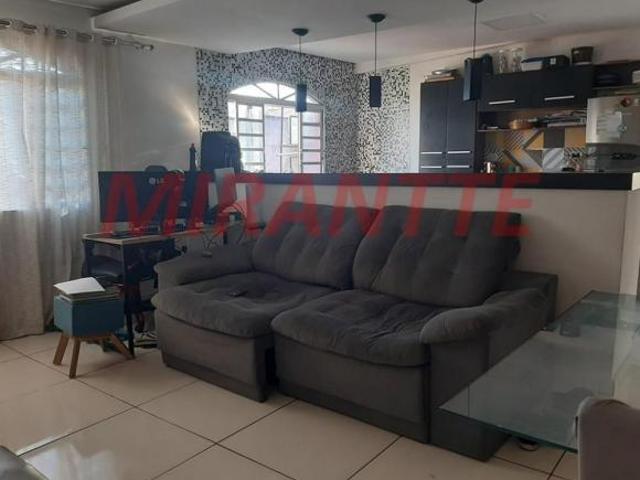 Casa terrea de 240m² com 4 quartos