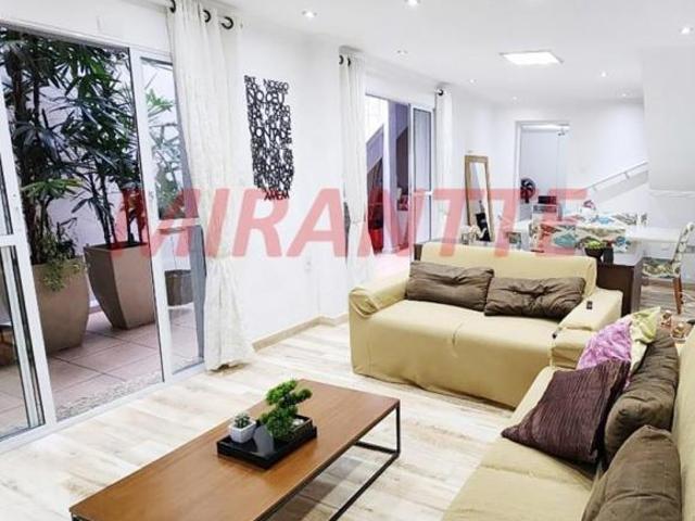 Casa terrea de 244m² com 4 quartos