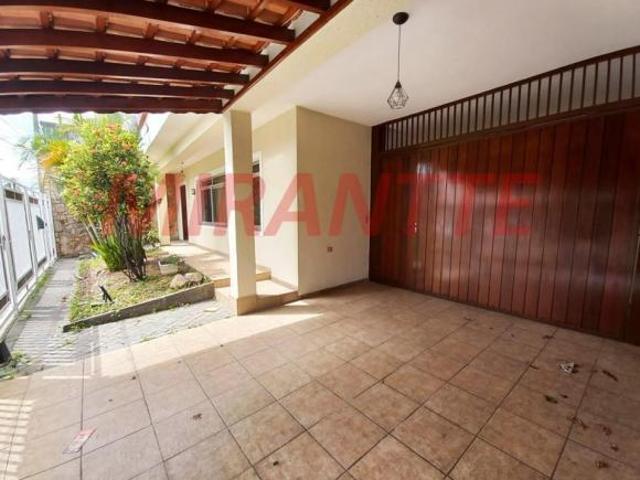 Casa terrea de 250m² com 3 quartos