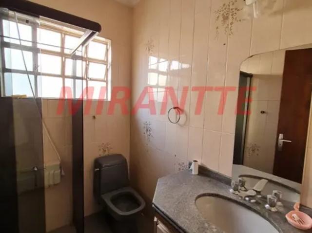 Casa terrea de 252m² com 3 quartos em Santana
