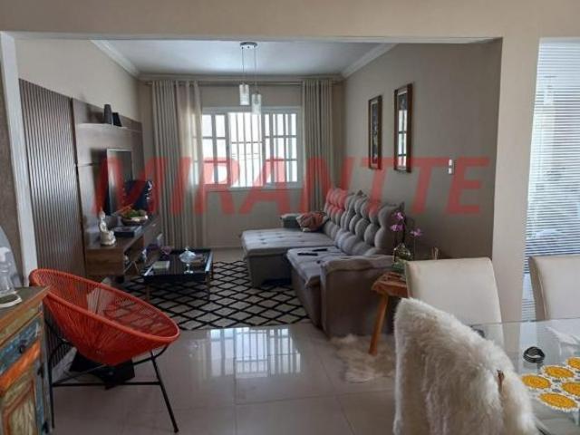 Casa terrea de 253m² com 3 quartos