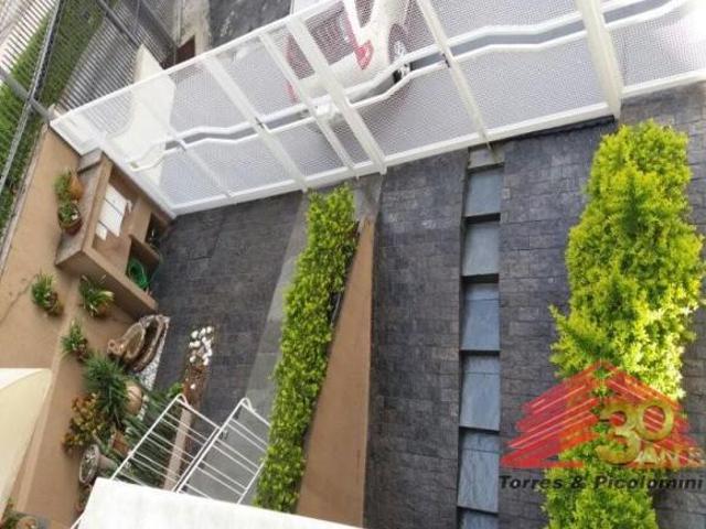 CASA TERREA DE 266M2 COM LAZER E VAGA DE GARAGEM