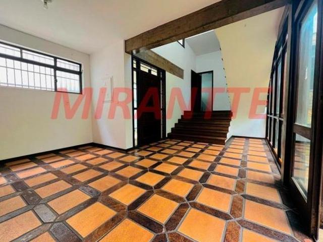 Casa terrea de 274m² com 3 quartos
