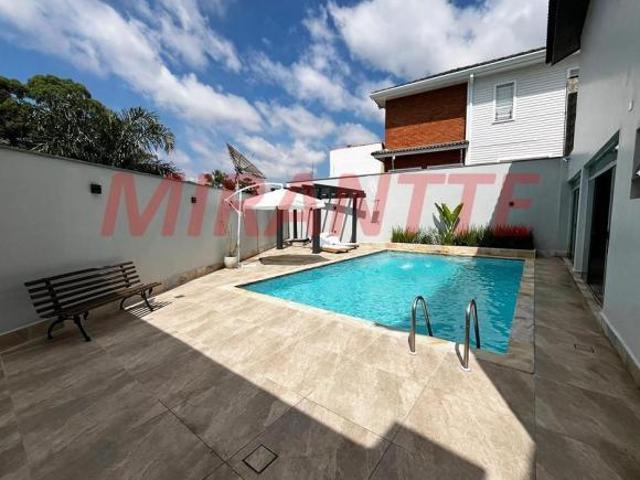 Casa terrea de 278m² com 4 quartos