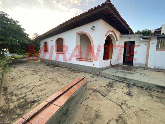 Casa terrea de 290m² com 4 quartos