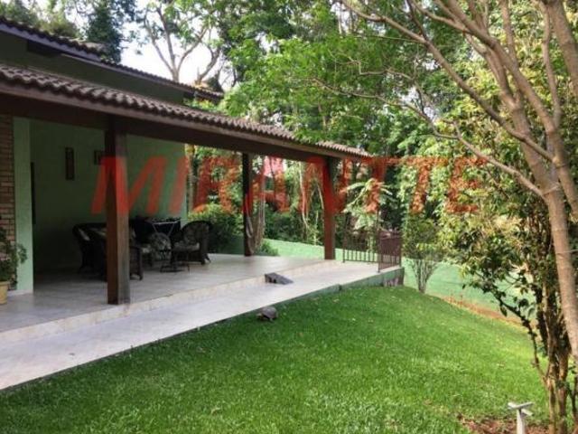 Casa terrea de 294m² com 3 quartos