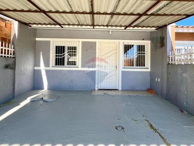 Casa térrea de 2 dormitórios com garagem coberta Vila três Marias Esteio