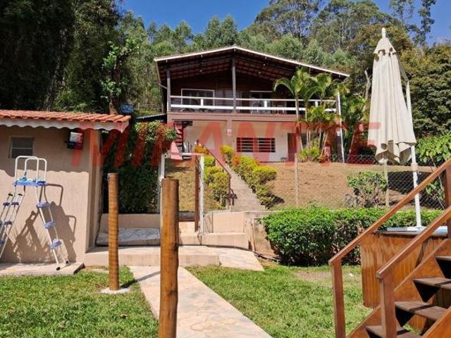 Casa terrea de 300m² com 5 quartos