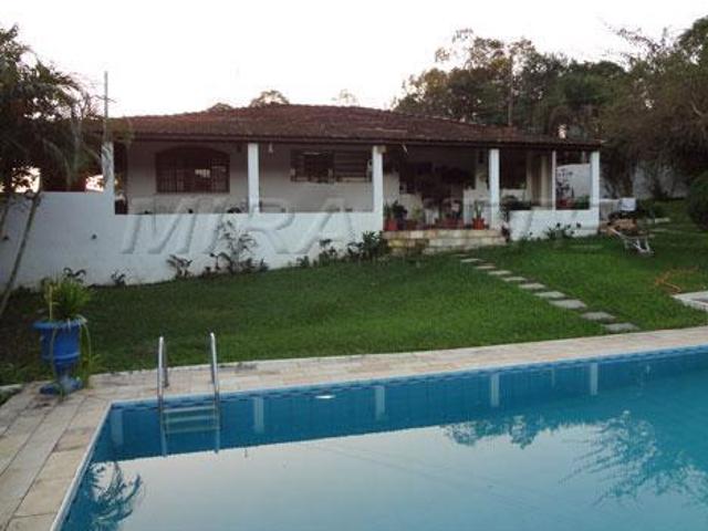 Casa terrea de 300m² com 3 quartos