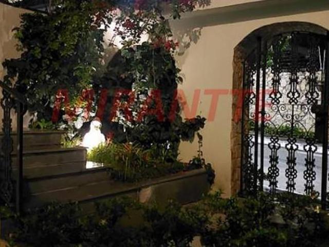 Casa terrea de 303m² com 4 quartos