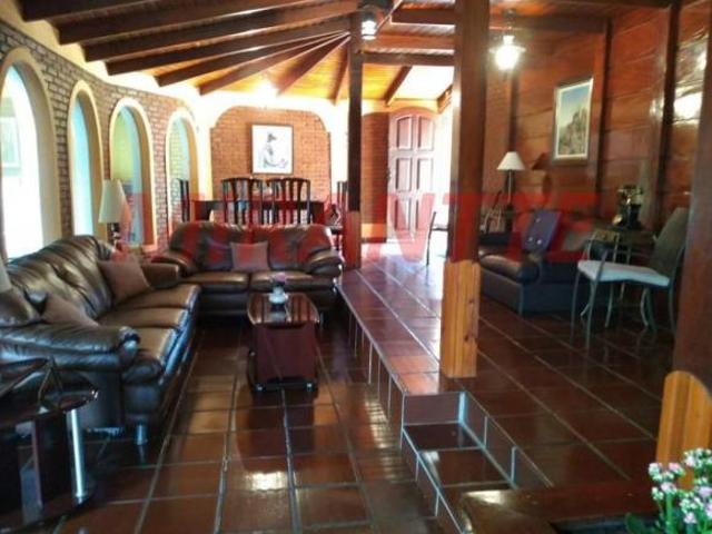 Casa terrea de 305m² com 4 quartos