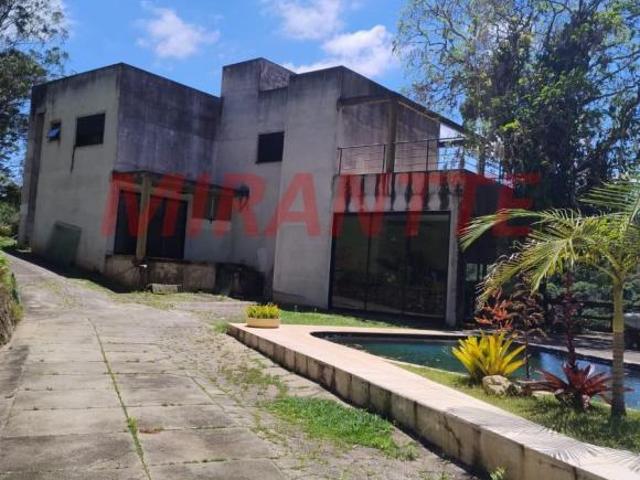 Casa terrea de 350m² com 3 quartos