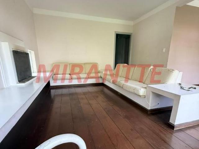 Casa terrea de 367m² com 3 quartos