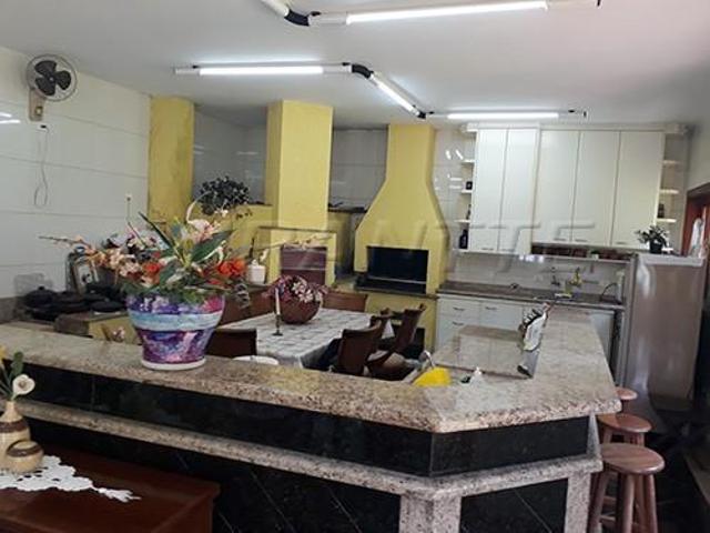 Casa terrea de 390m² com 5 quartos
