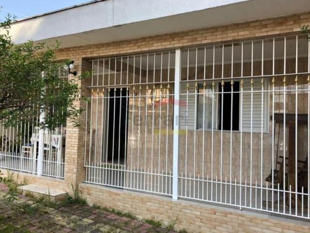 Casa Térrea de 3 dormitórios com 1 suíte Vila Carrão