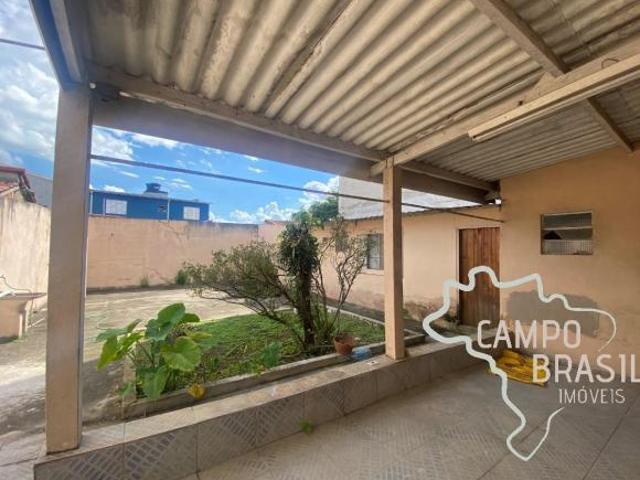 CASA TÉRREA DE 3 DORMITÓRIOS E EDÍCULA E QUINTAL NOS FUNDOS! NA ZONA NORTE DE SJC!