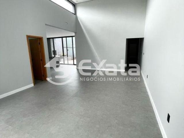 Casa terrea de 3 quartos, sendo 1 suite, com piscina a venda no Condominio Villa do Bosque em Soroca