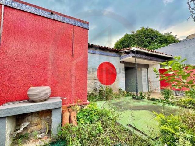 Casa Térrea de uso Misto à Venda, 250m², 2 vagas, Santo Amaro