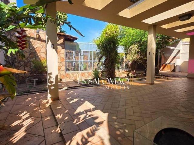 Casa térrea de altíssimo padrão à venda na City Lapa — exclusividade, sofisticação e terreno diferen