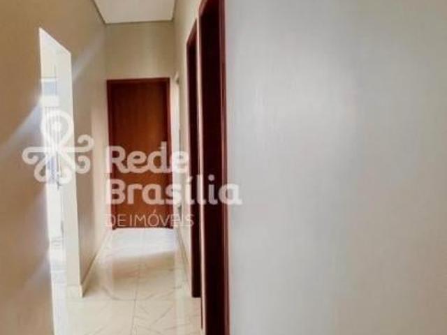 Casa Térrea de Alto Padrão | 4 Suítes | Piscina Aquecida | Área Gourmet