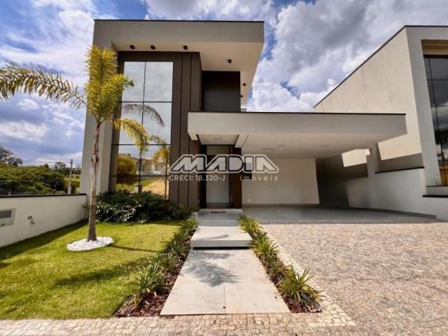 Casa Térrea de alto padrão – Valinhos