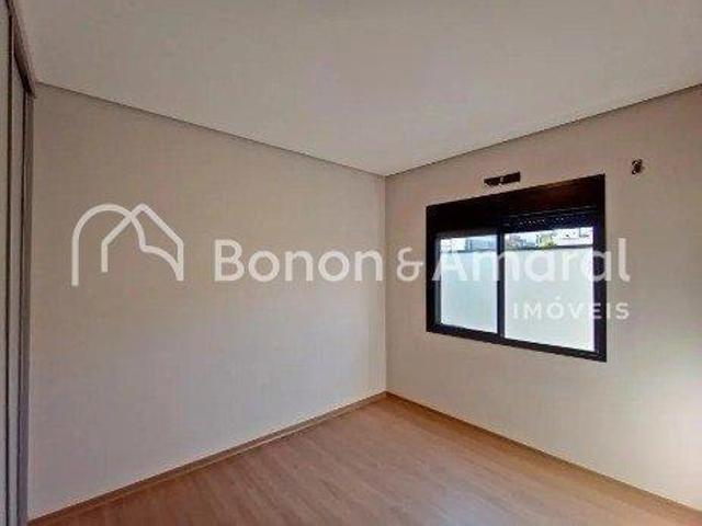 Casa Térrea de Alto Padrão à Venda no Condomínio Colline Di Parma Valinhos/SP