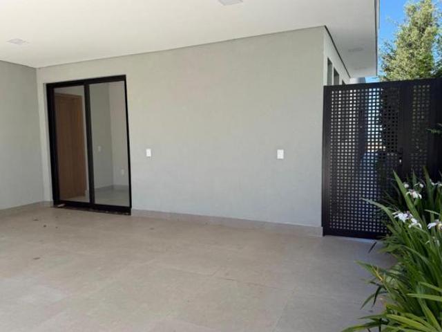 Casa Térrea de Alto Padrão à Venda no Condomínio Campos do Conde – Bragança Paulista