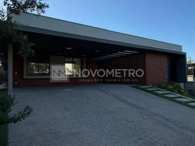 Casa Térrea de Alto Padrão à Venda no Condomínio Pedra Alta – Sousas, Campinas 4 suites