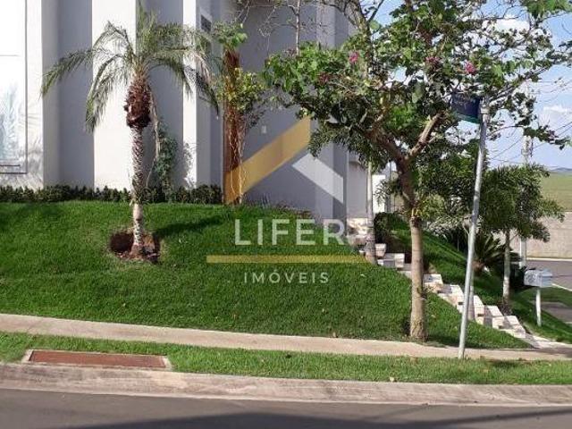 Casa térrea de alto padrão à venda no Parque dos Alecrins – Campinas