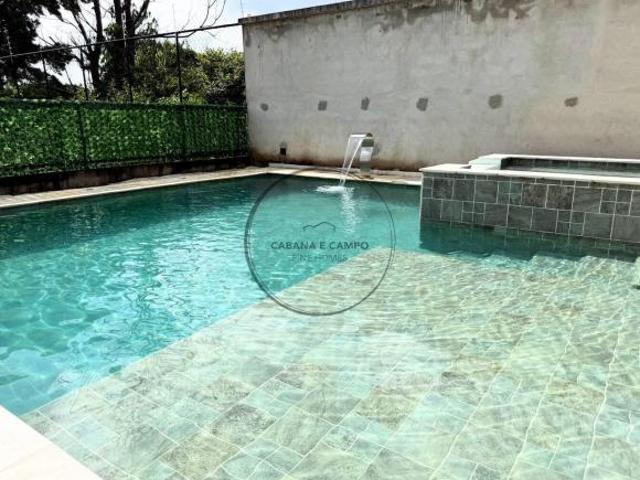 Casa Térrea de Alto Padrão à venda com Vista para a Pedra Grande em Atibaia