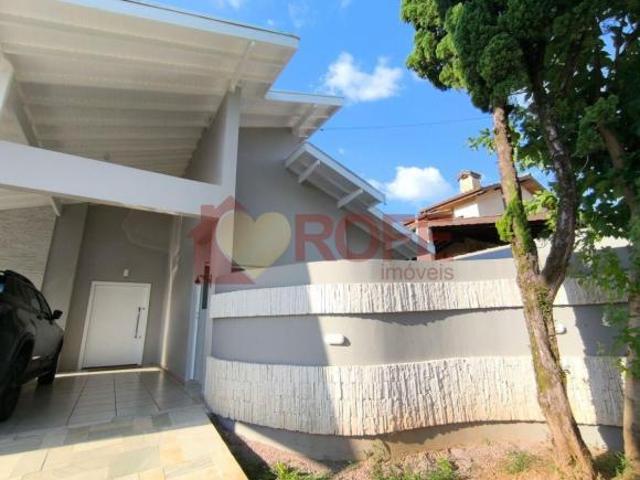 Casa Térrea de Alto Padrão à Venda ? Condomínio Marambaia